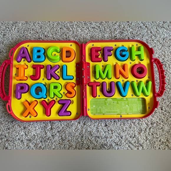 Sesame Street | Toys | Sesame Street Elmos On The Go Letters Alphabet ...